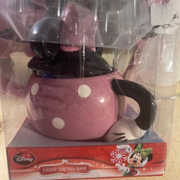 Disney | Kitchen | Minnie Mouse Ceramic Mug With Spoon | Poshmark